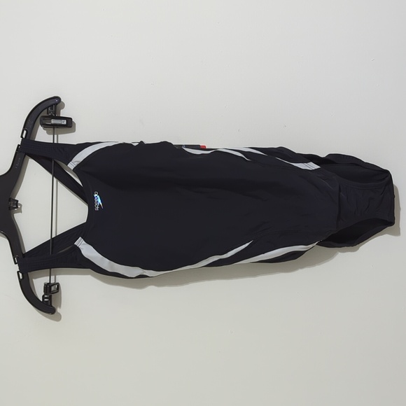 Speedo | Swim | Speedo One Piece Bathing Suit With Hydro Bra Size 2 ...